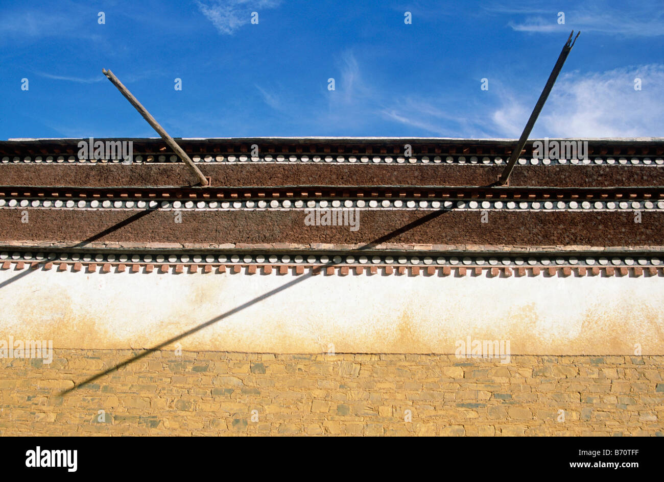 Gutteringoutside hi-res stock photography and images - Alamy