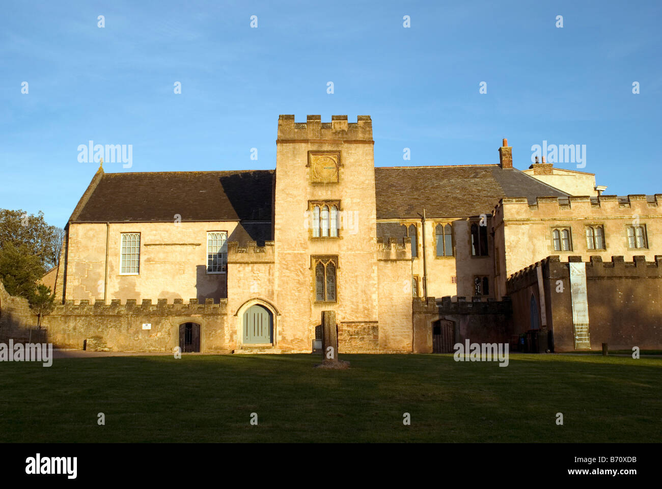 Torre Abbey is the oldest building in Torquay. It has a story spanning ...
