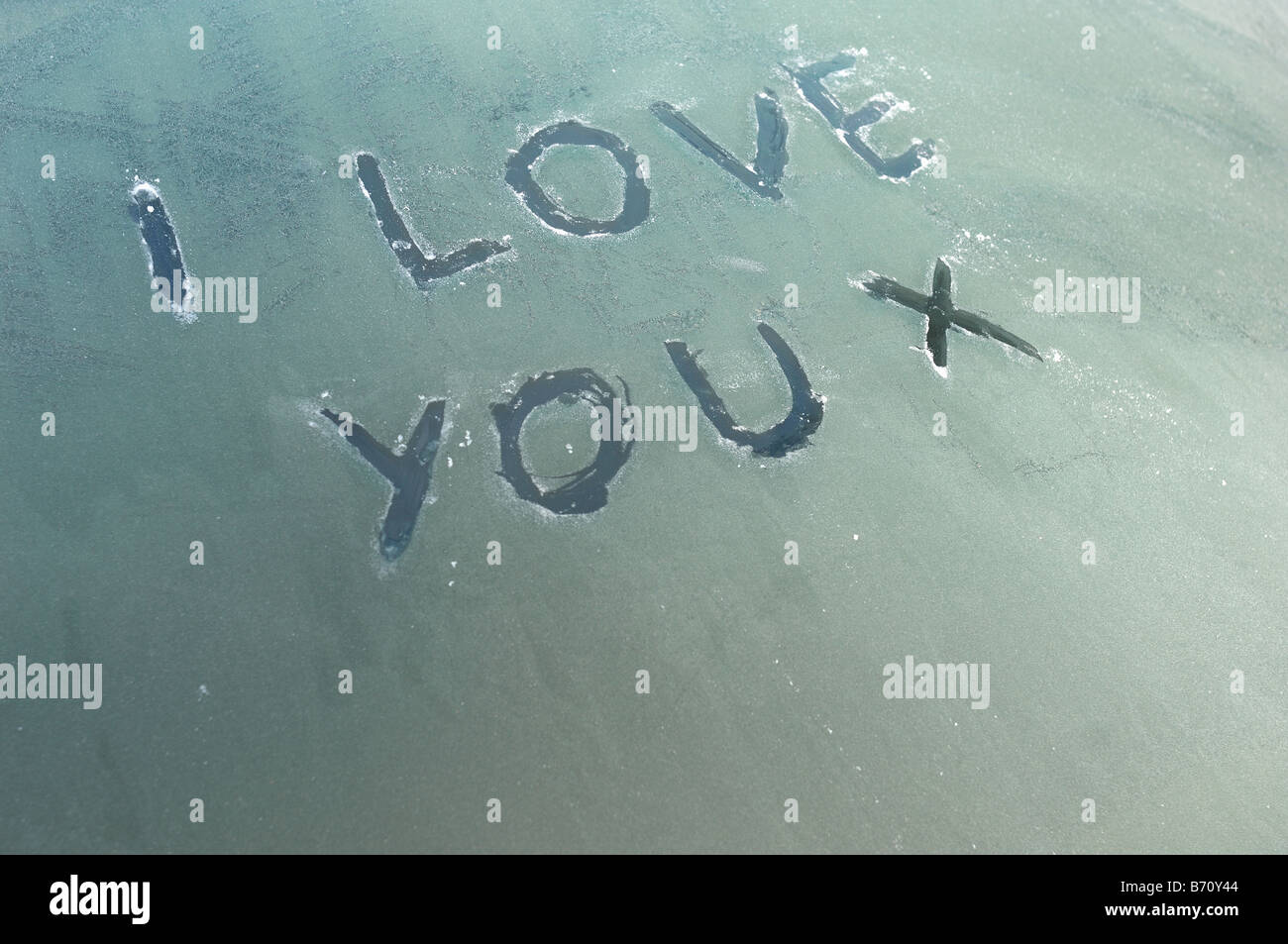 Frost written on windscreen hi-res stock photography and images - Alamy