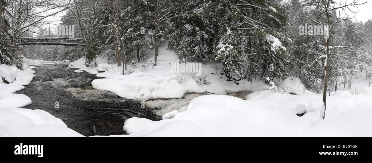 Stubbs Falls, Arrowhead Provincial Park, Ontario, Canada Stock Photo ...