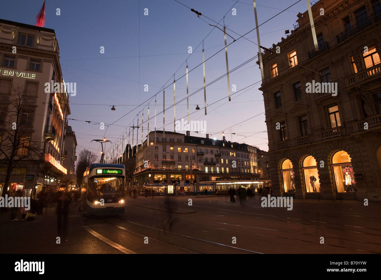 Night parade hi-res stock photography and images - Alamy