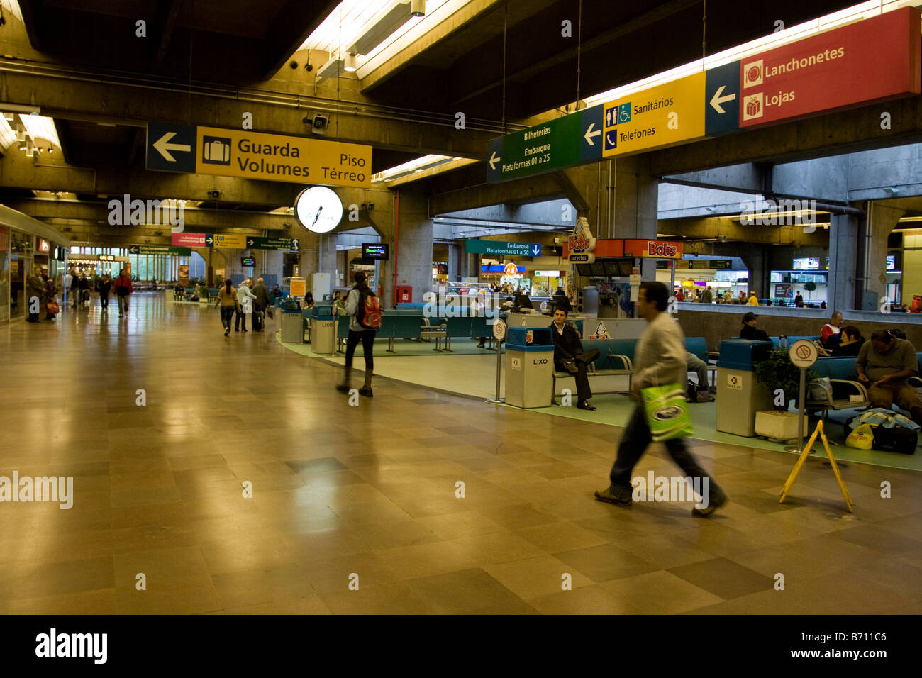 Bus station brazil hi-res stock photography and images - Alamy