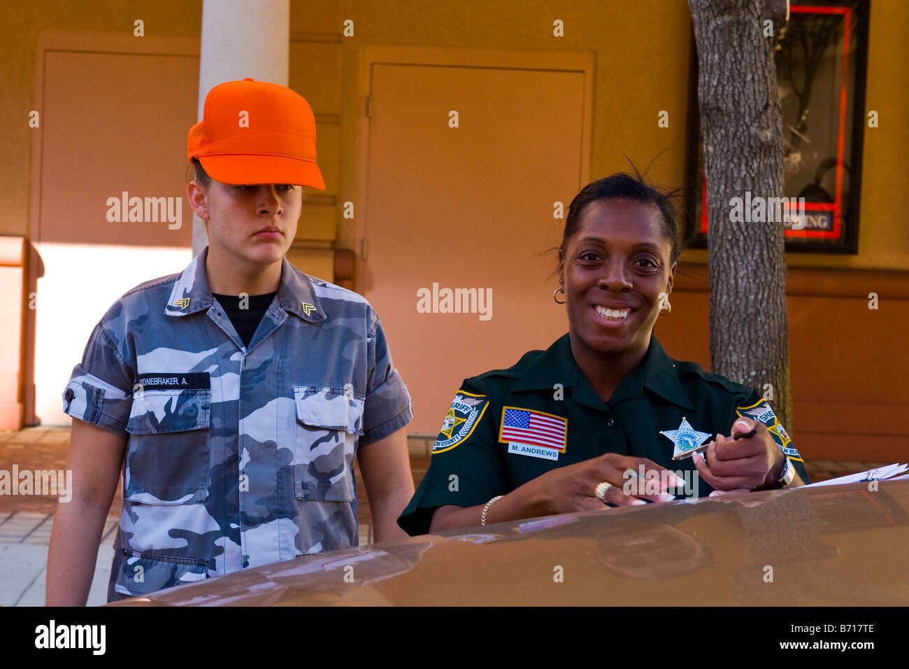 Young sheriffs officer hi-res stock photography and images - Alamy