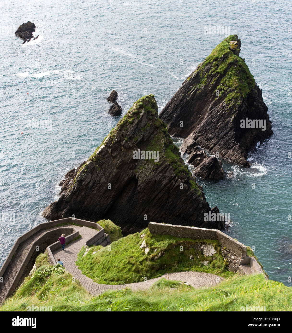 Dunquin harbour hi-res stock photography and images - Alamy