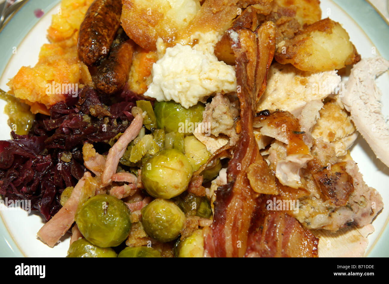 Full Roast Dinner High Resolution Stock Photography and Images - Alamy