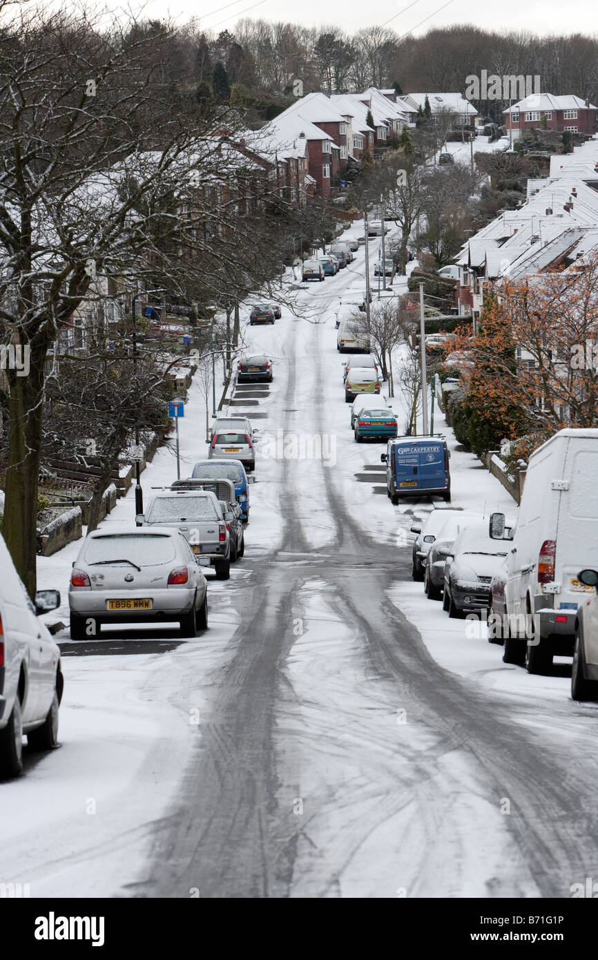 Snow urban hi-res stock photography and images - Alamy