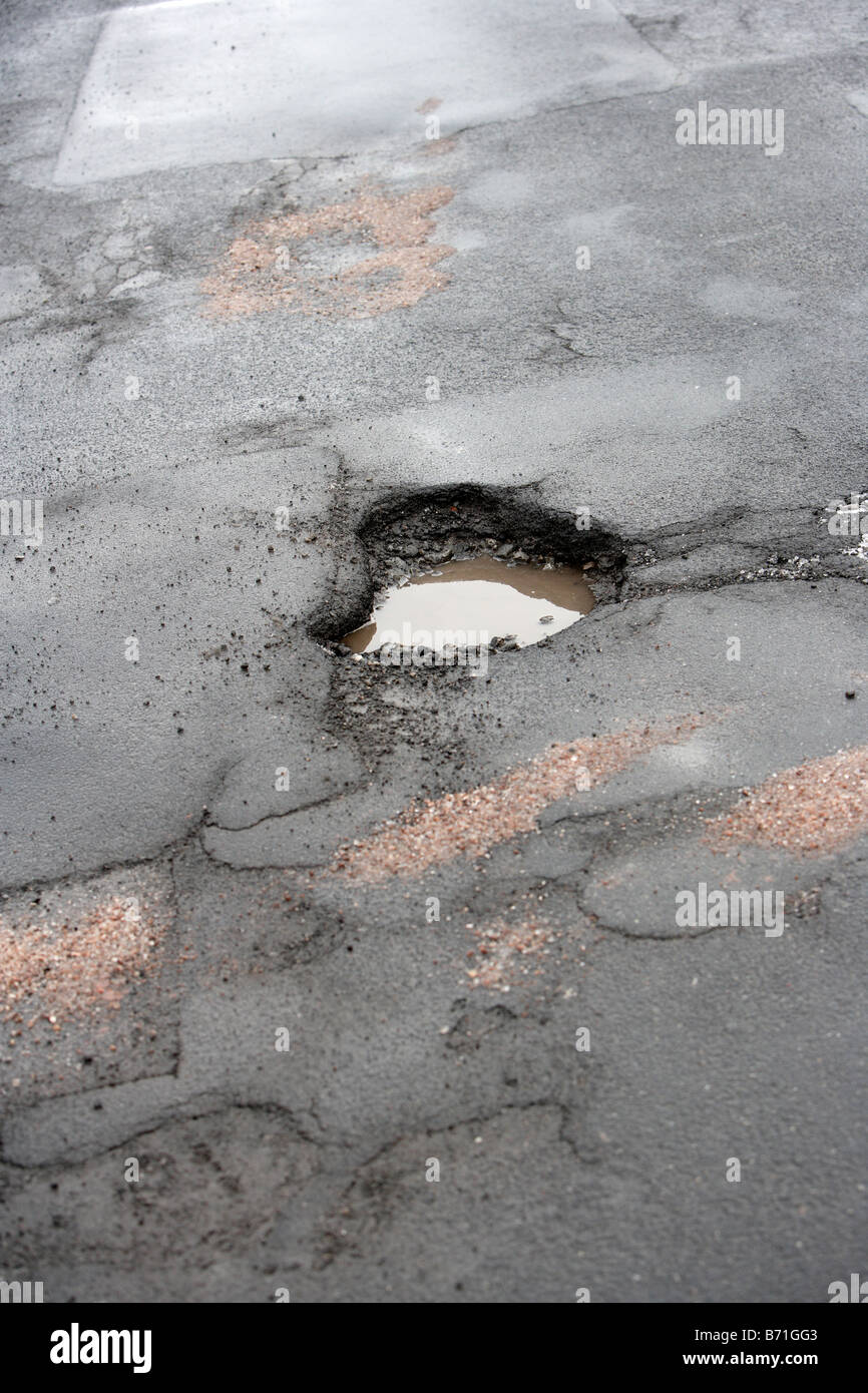 Pot hole hi-res stock photography and images - Alamy