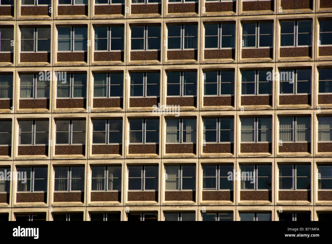 1960s office building hi-res stock photography and images - Alamy