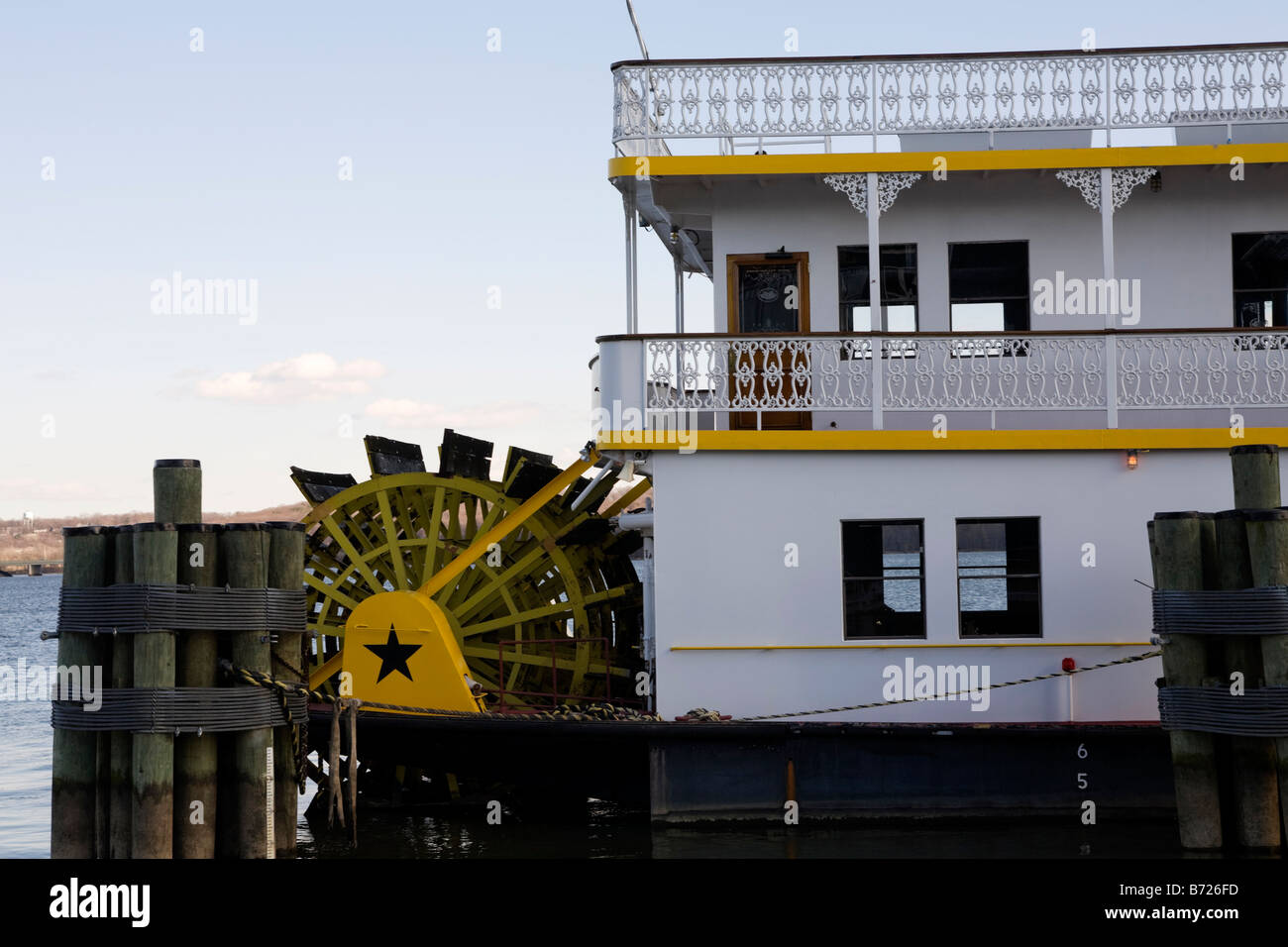Paddlewheel hi-res stock photography and images - Alamy