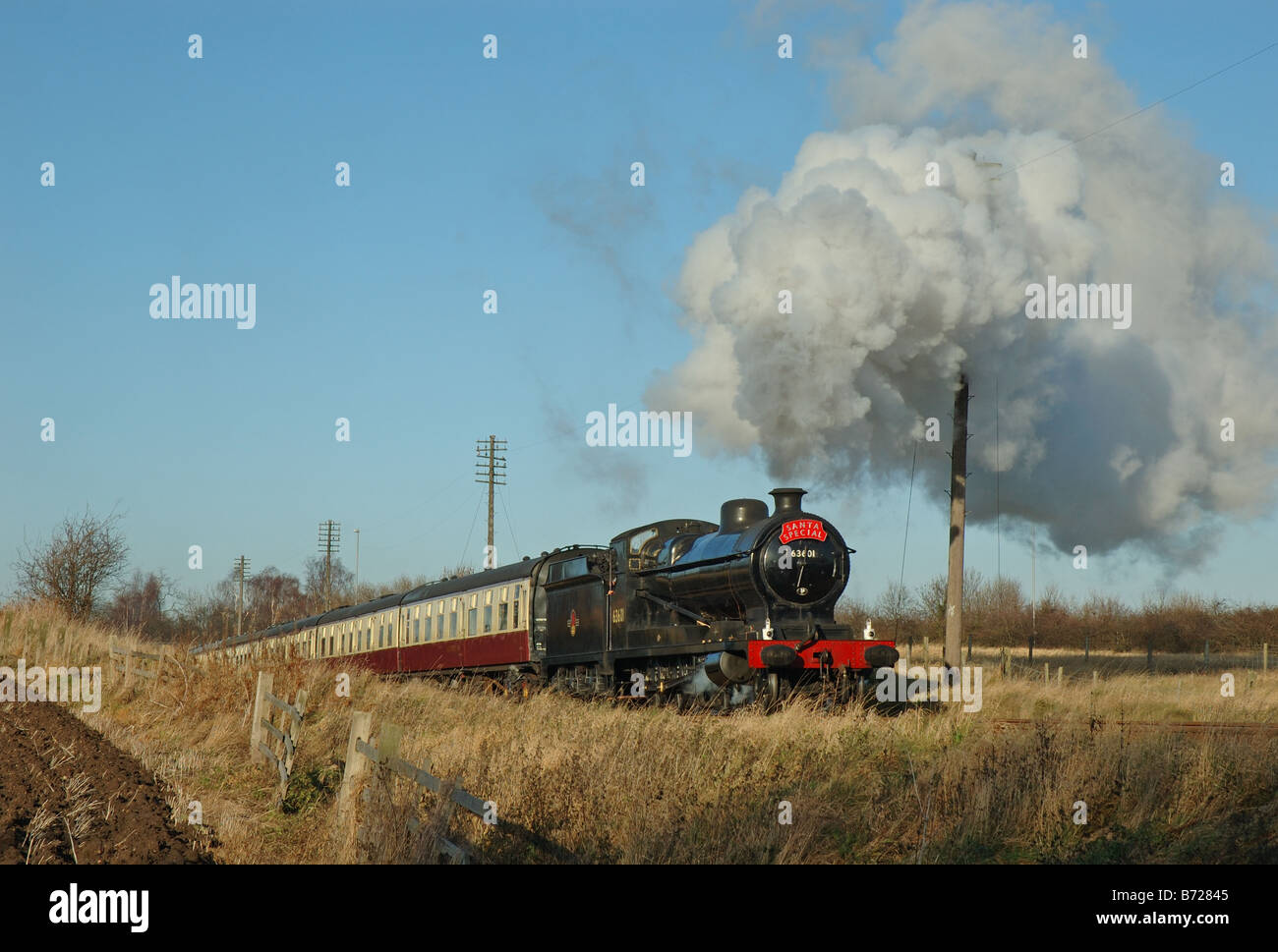 steam train heading south towards Quorn on the Great Central Railway ...