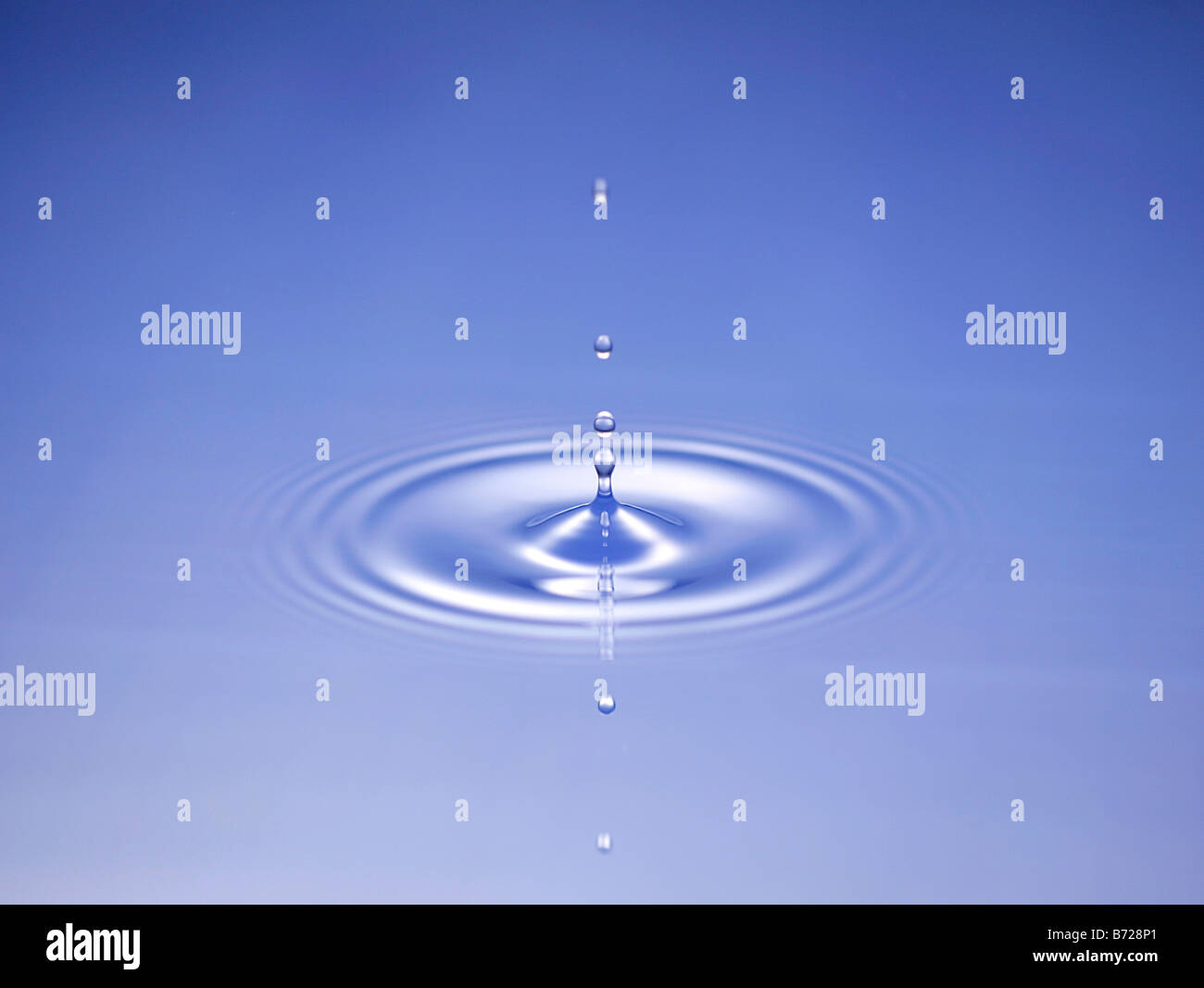 Water Ripple Drip Stock Photo - Alamy