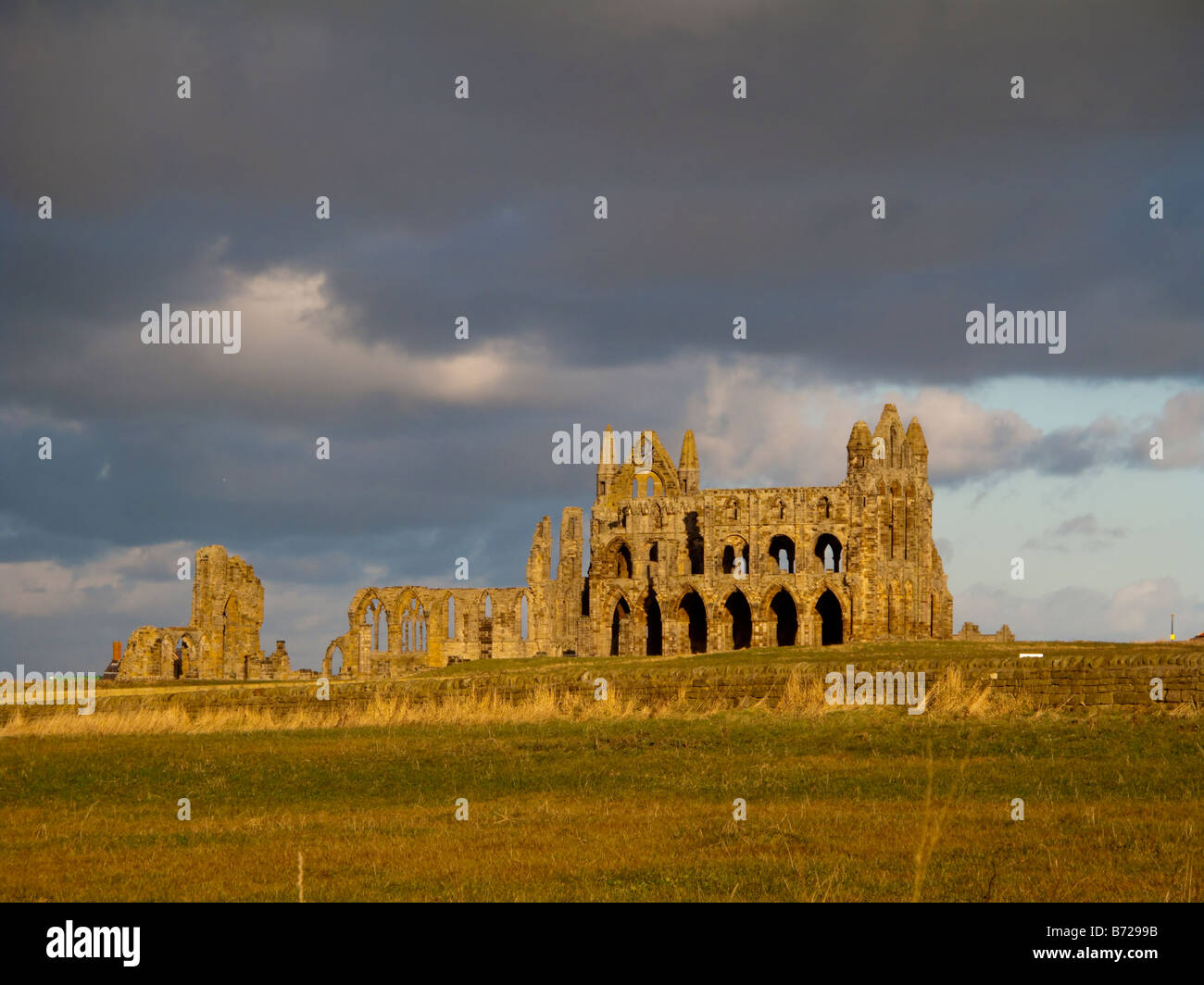 Abbey front hi-res stock photography and images - Alamy