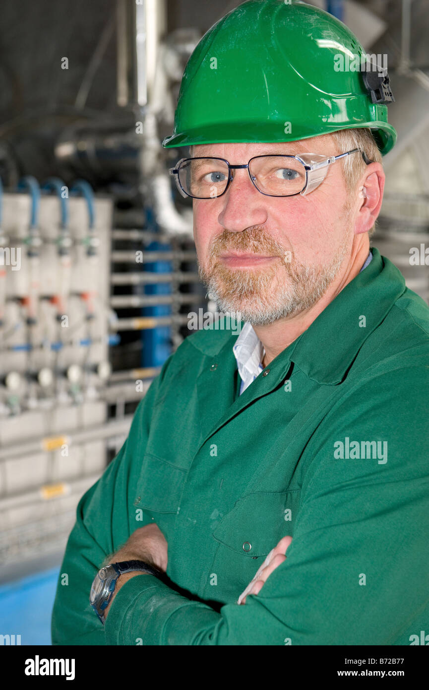 Middle ages construction worker hi-res stock photography and images - Alamy