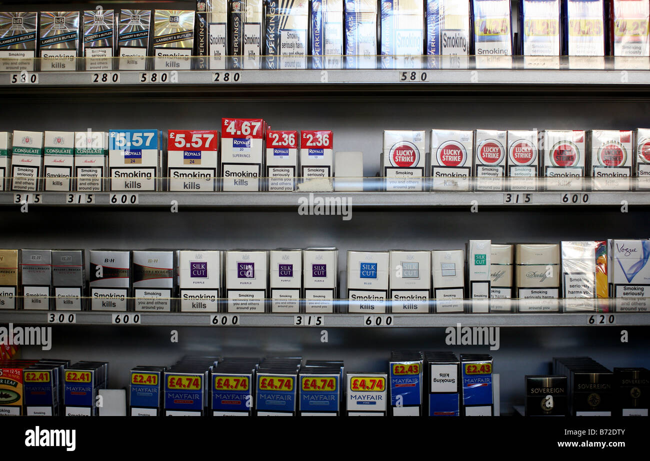 Cigarettes on sale in shop hi-res stock photography and images - Alamy
