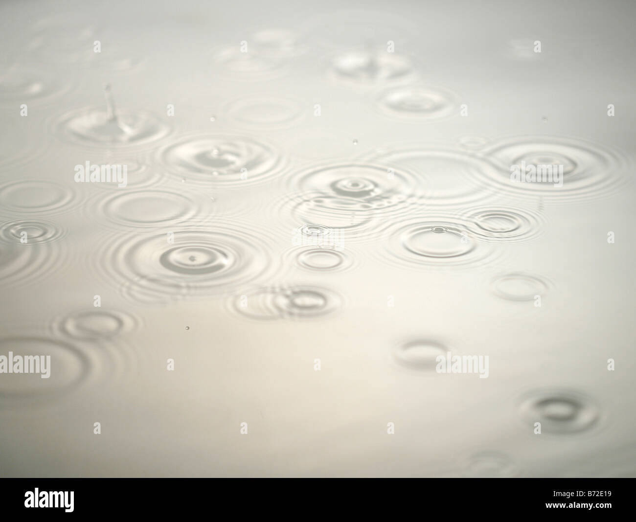 Water Ripple Drip Raining Stock Photo - Alamy