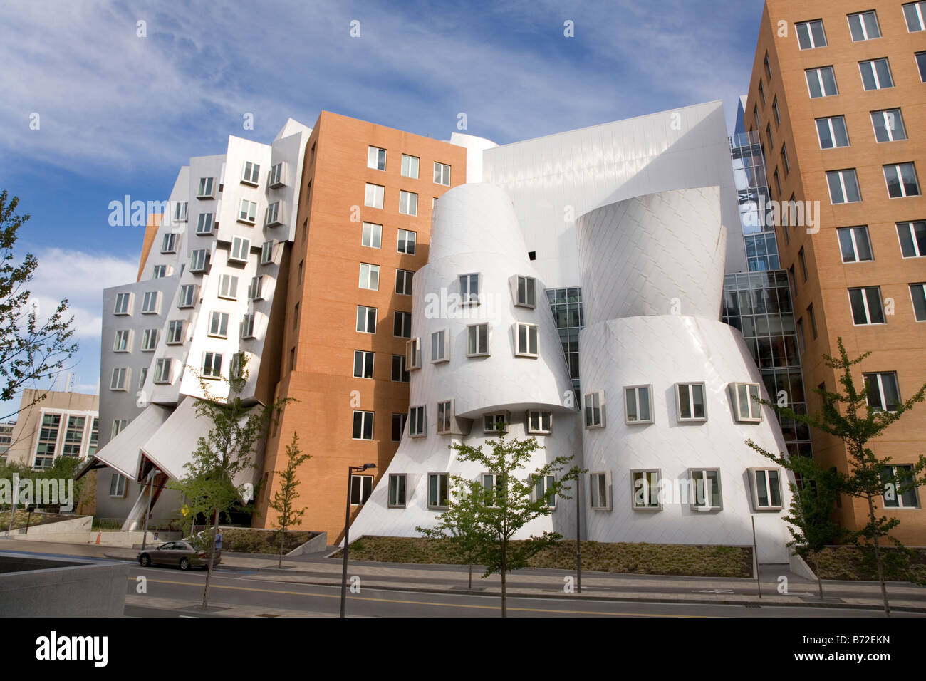 The Stata Centre in Boston designed by Frank Gehry Stock Photo - Alamy