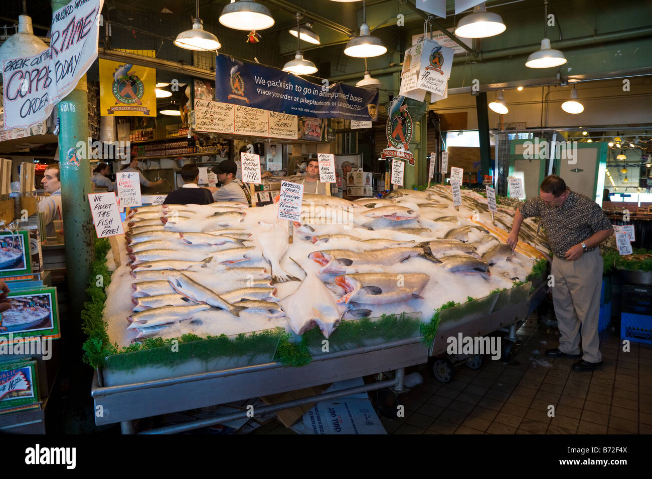 Seattle fish market hi-res stock photography and images - Alamy