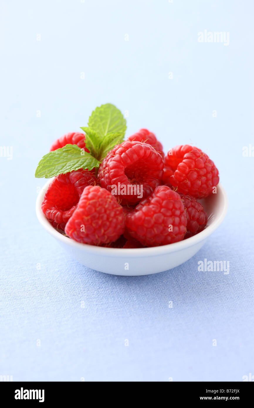 Raspberries hi-res stock photography and images - Alamy