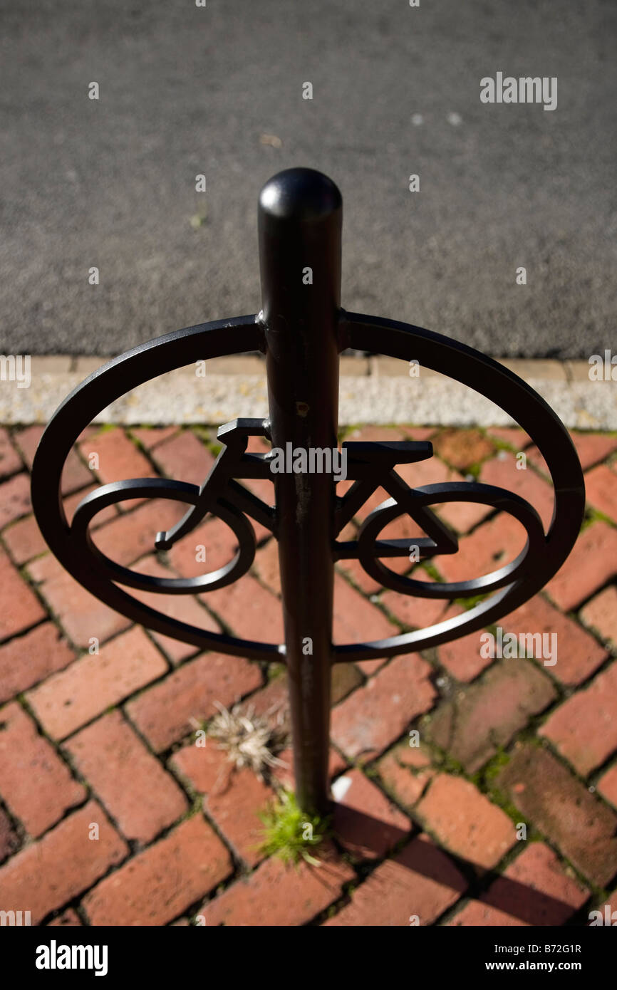 Steel post hi-res stock photography and images - Alamy