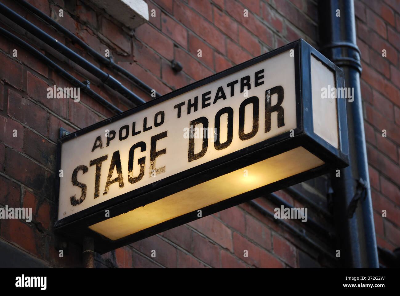stage door at the apollo theatre in london's west end Stock Photo - Alamy
