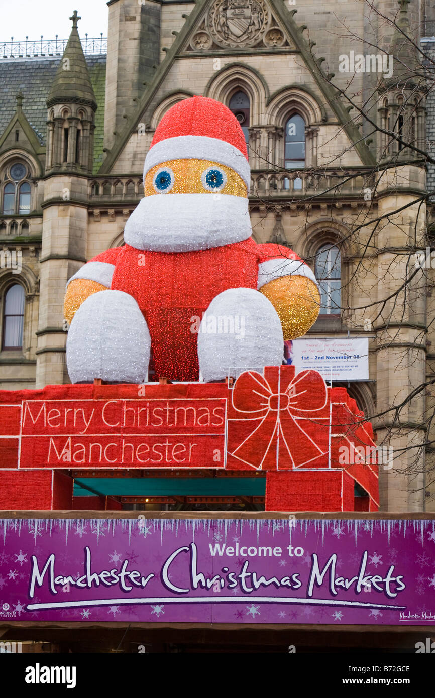 Santa on manchester town hall hi-res stock photography and images - Alamy
