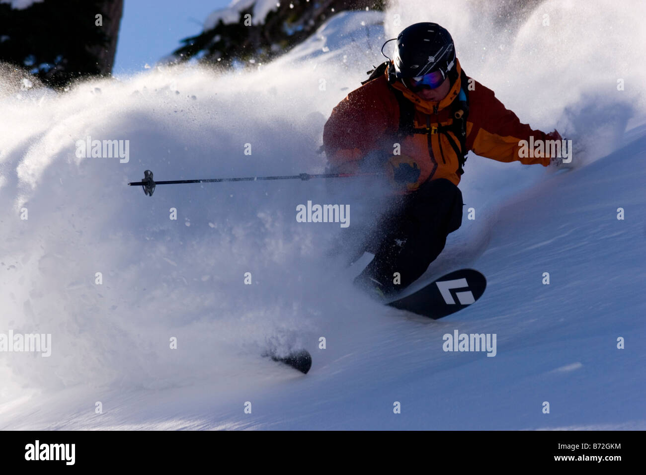 making a turn in powder Stock Photo - Alamy