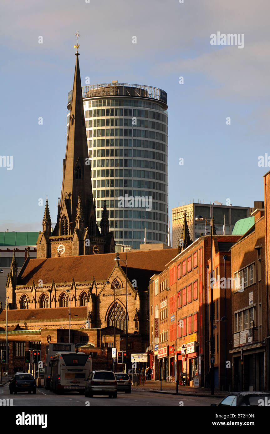 The Rotunda and St Martin`s Church, Birmingham, England, UK Stock Photo ...
