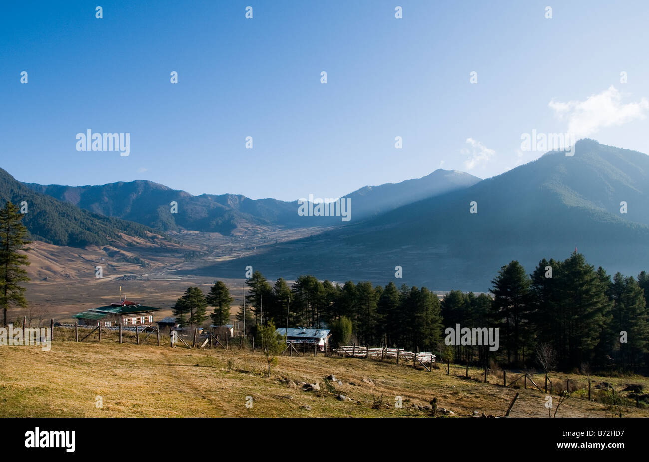 Phobjikha valley hike hi-res stock photography and images - Alamy
