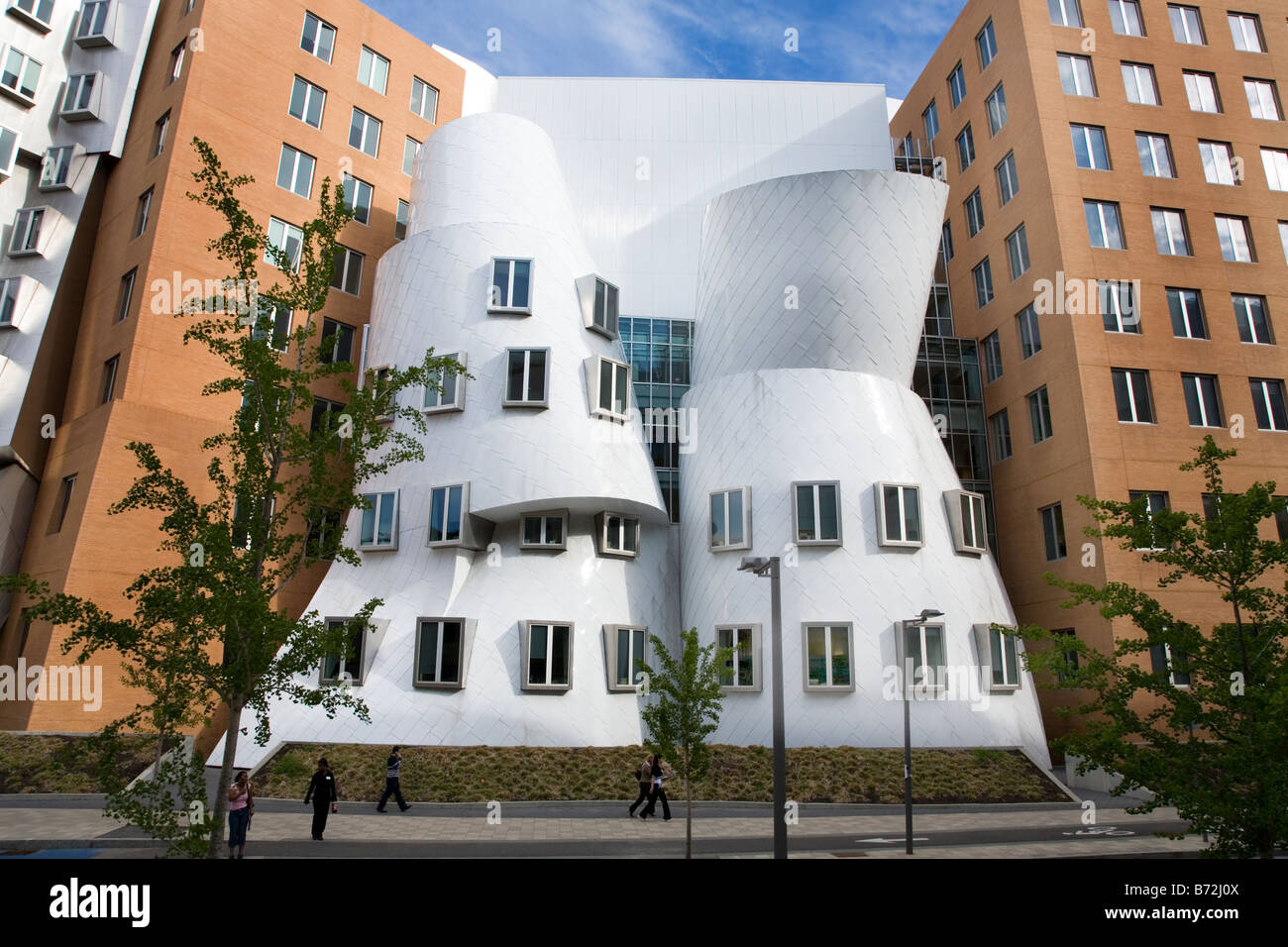 The Stata Centre in Boston designed by Frank Gehry Stock Photo - Alamy