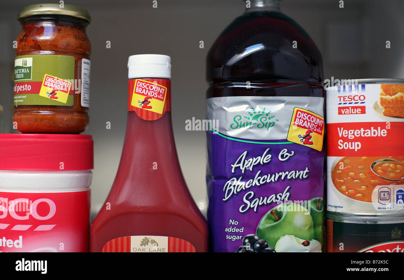 Supermarket reduction label hi-res stock photography and images - Alamy
