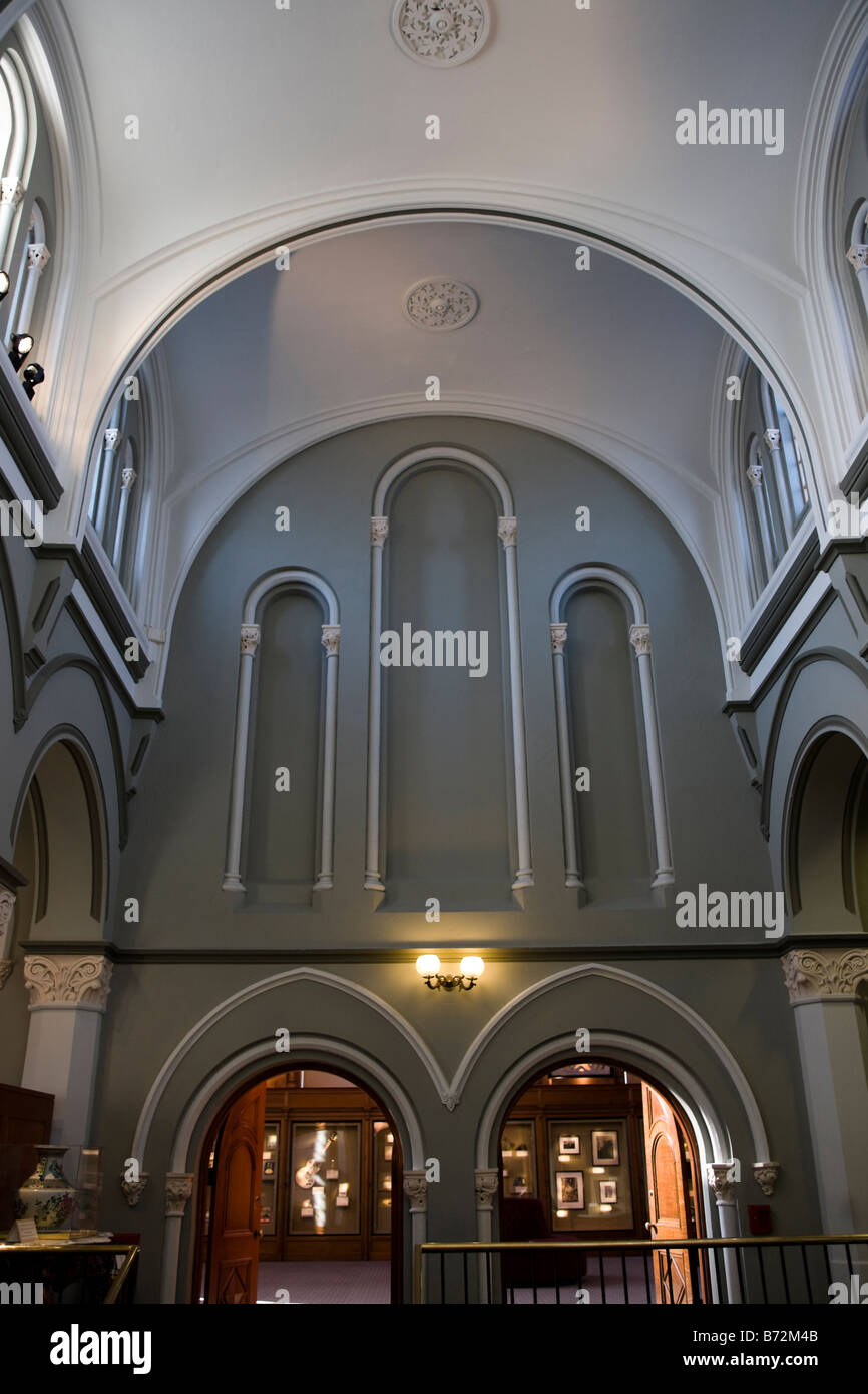 Arched ceiling design Stock Photo - Alamy