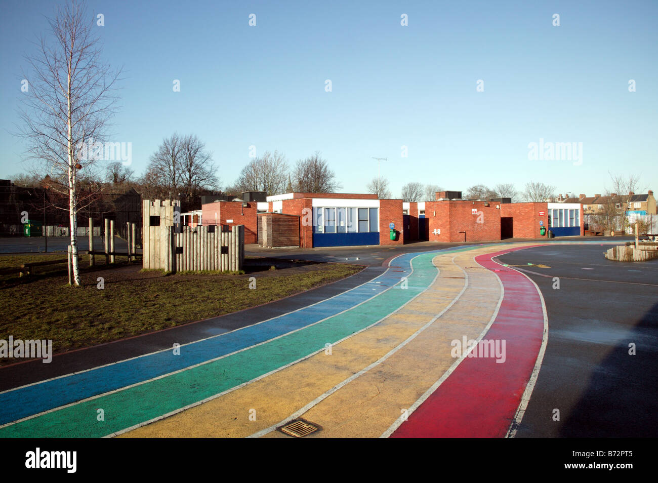 Lewisham bridge primary school hi-res stock photography and images - Alamy