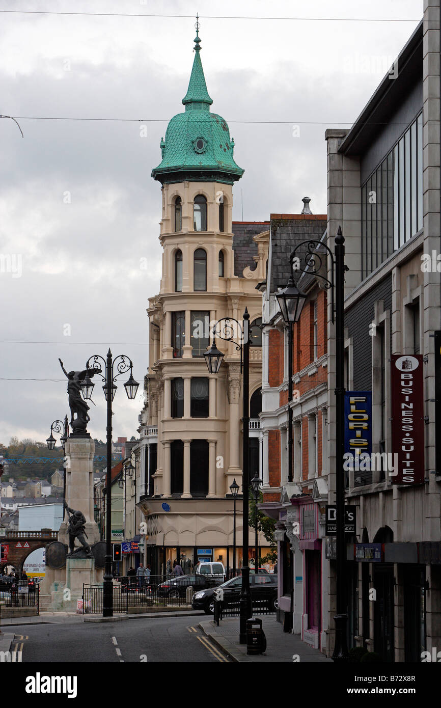 Northern ireland derry londonderry diamond hi-res stock photography and ...