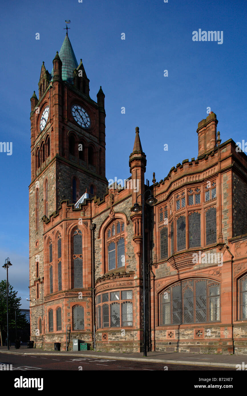 Guildhall derry co derry ireland hi-res stock photography and images ...