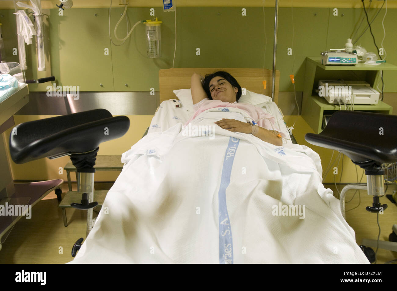 Hospital delivery room hi-res stock photography and images - Alamy