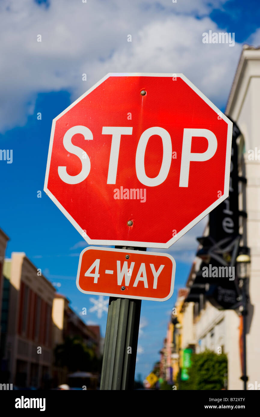 4 way stop sign hi-res stock photography and images - Alamy