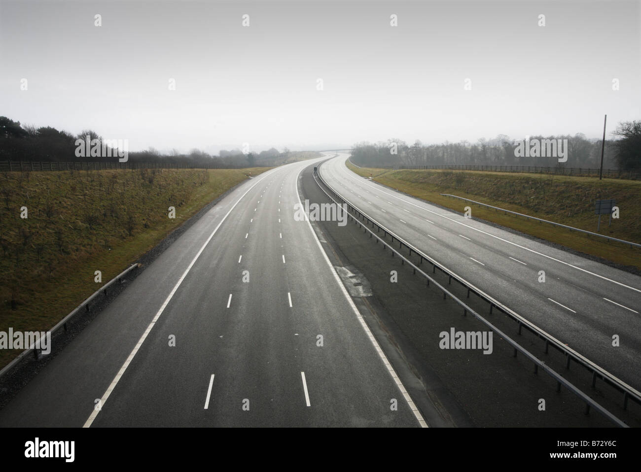 Empty motorway hi-res stock photography and images - Alamy