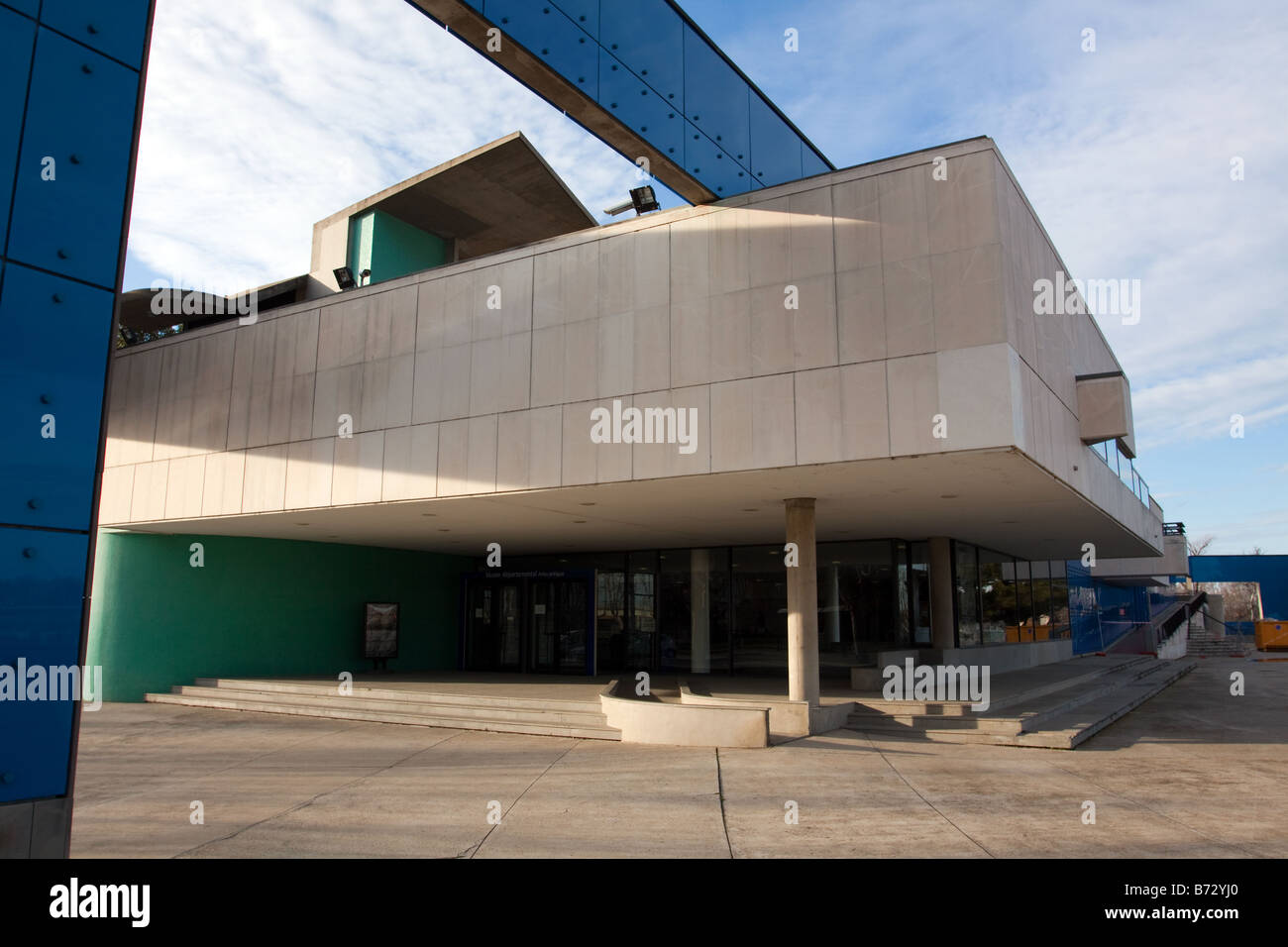 Musee de l'Arles Antique Arles France Stock Photo - Alamy