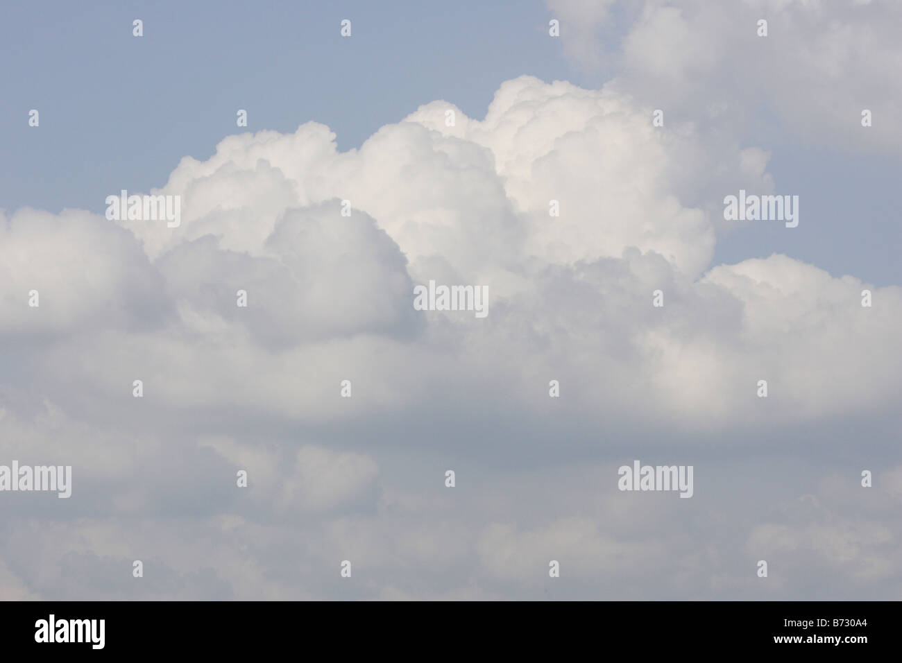 Cumulus cloud formation hi-res stock photography and images - Alamy
