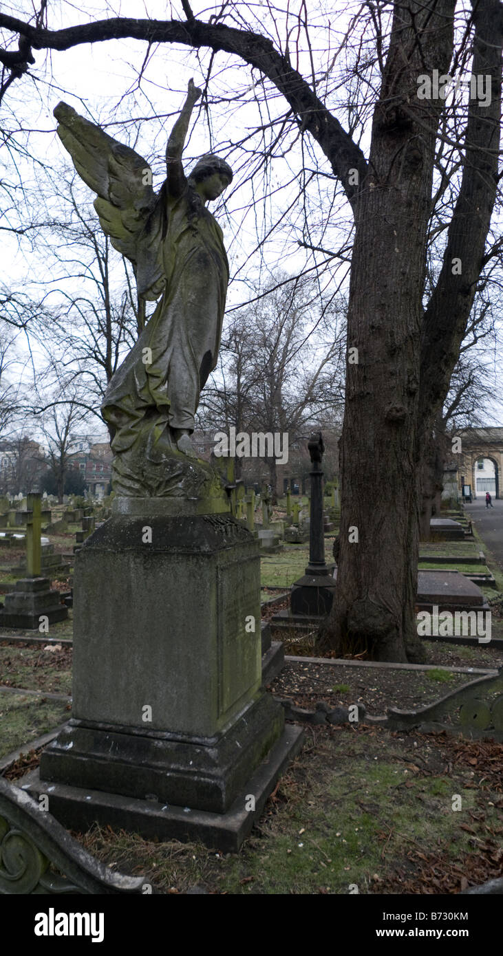 London 19th century angel hi-res stock photography and images - Alamy