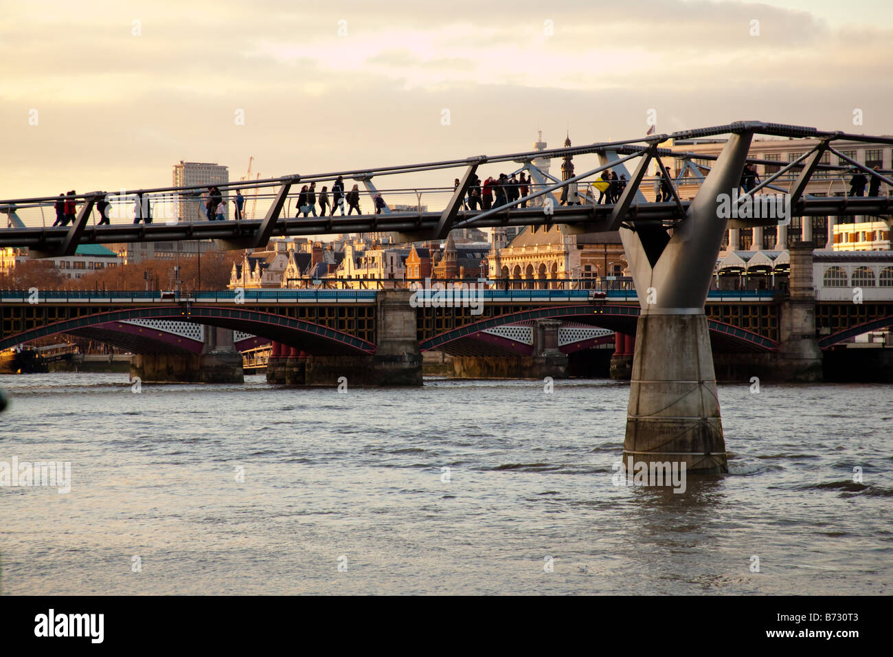 Millennium bridge at sunset, London England Stock Photo - Alamy