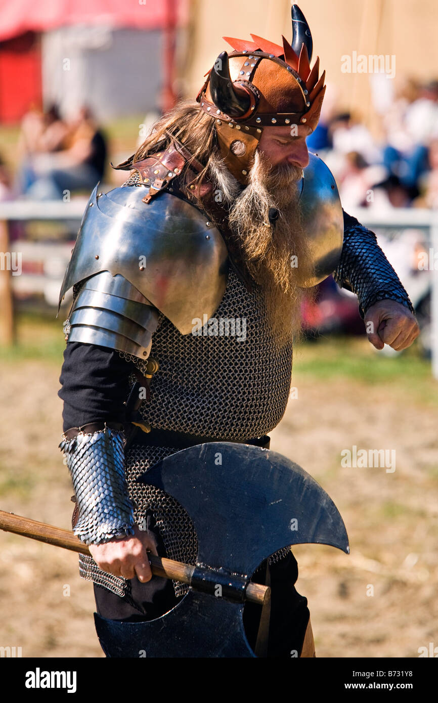 Broad axe hi-res stock photography and images - Alamy