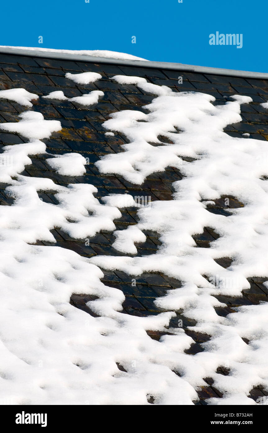 Slate roof hi-res stock photography and images - Alamy