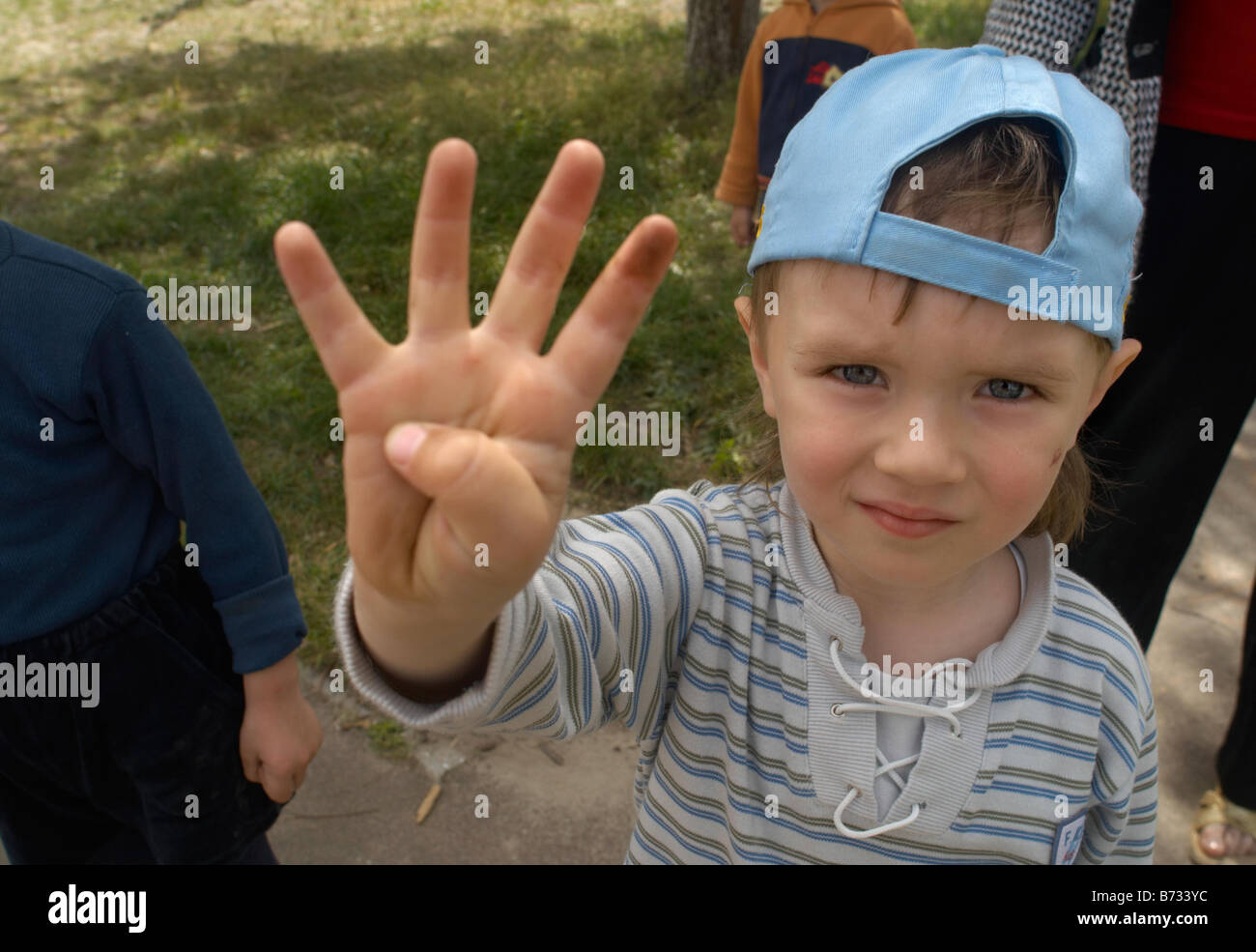 Orphan child hi-res stock photography and images - Alamy