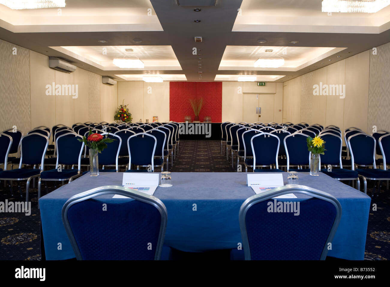 Board of directors meetings hi-res stock photography and images - Alamy