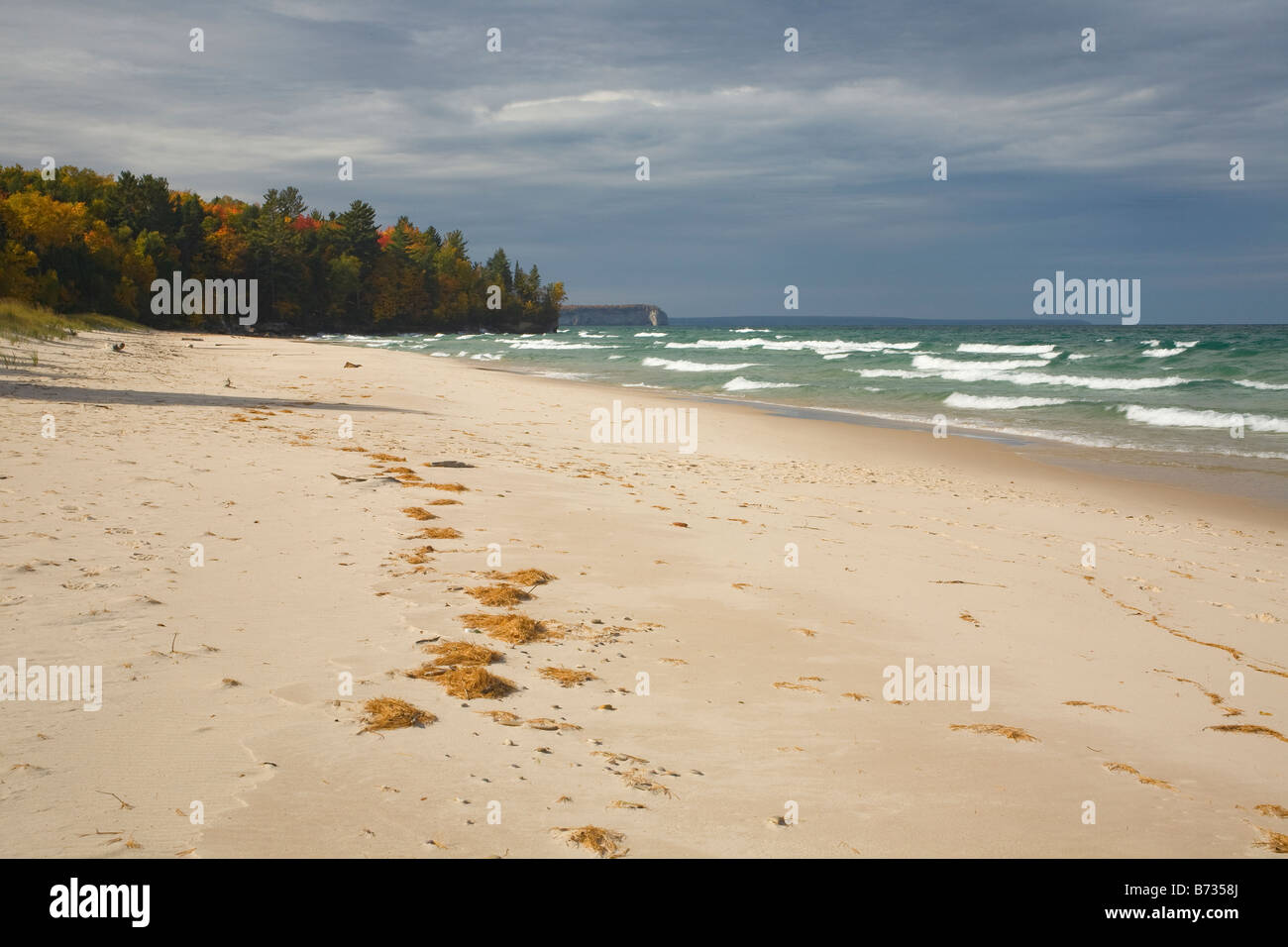 Pictured rocks north country trail hi-res stock photography and images ...