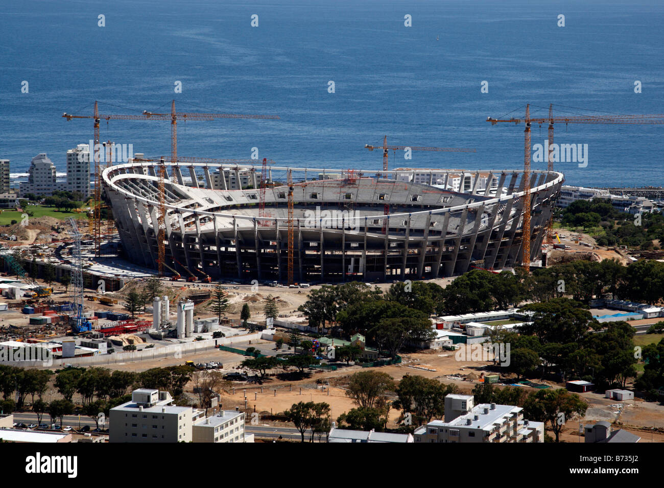 Football stadium being built hi-res stock photography and images - Alamy