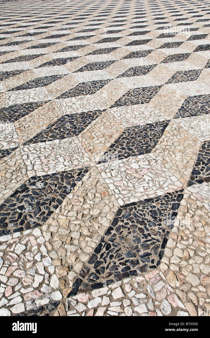Nice geometric decorative stone pavement traditional from Portugal ...