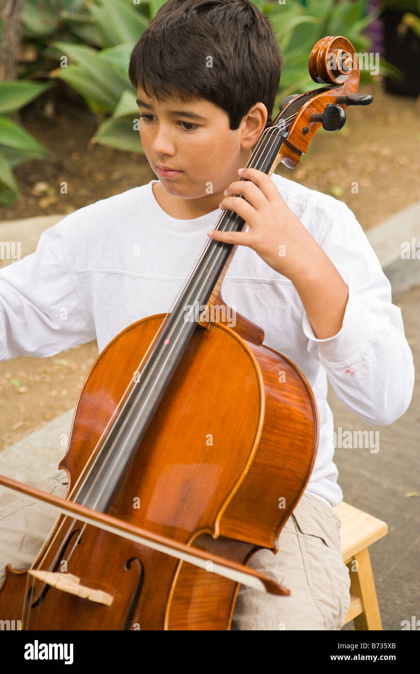 Farmers practice hi-res stock photography and images - Alamy
