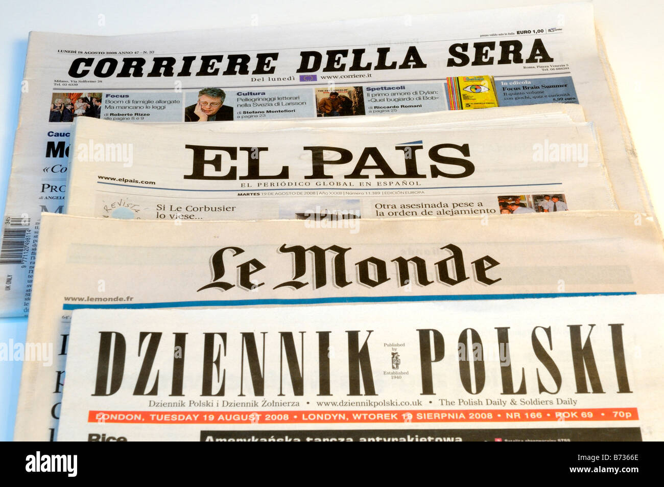 Spanish newspaper hi-res stock photography and images - Alamy